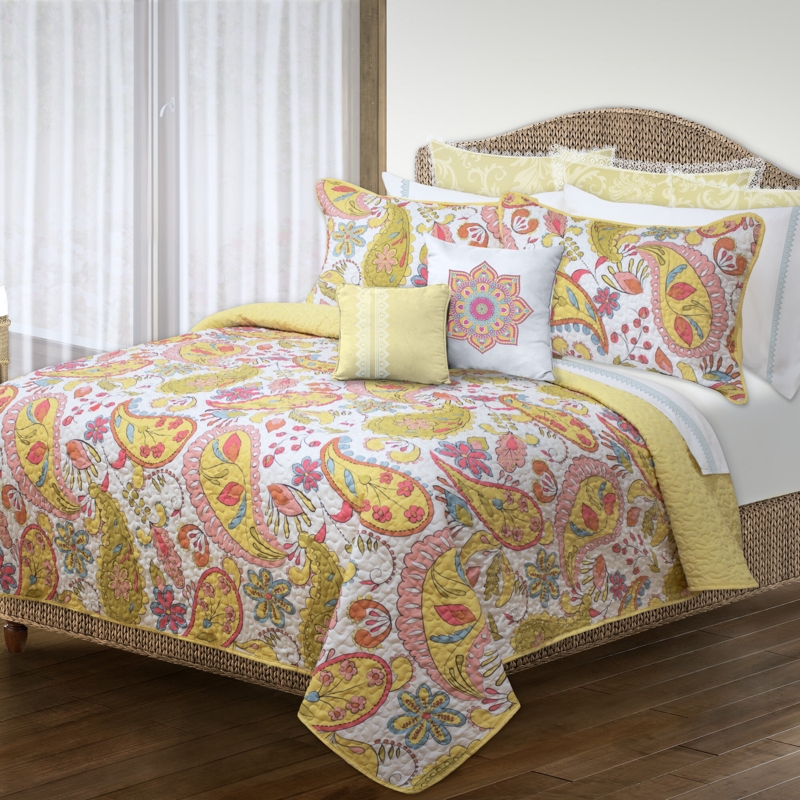 Lococo Farmhouse / Country Paisley Quilt Set | Foter