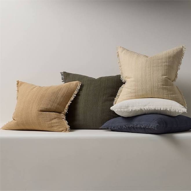 White Throw Pillows Ideas
